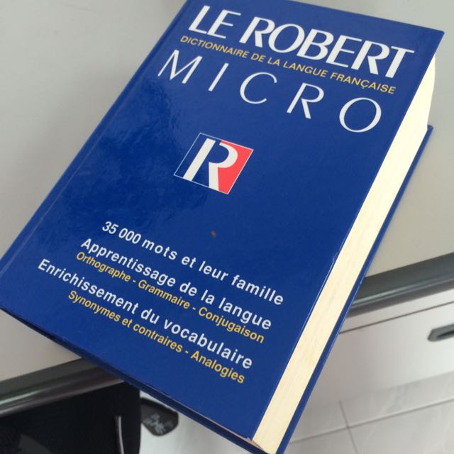 French Dictionary Le Robert Micro Hobbies Toys Books Magazines