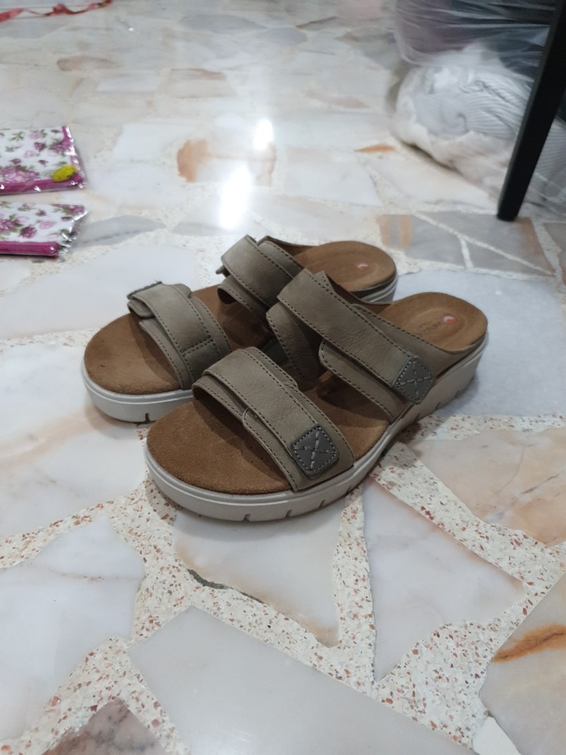 Clarks Unstructured Gait Mapping Lightweight Sandals Women S Fashion