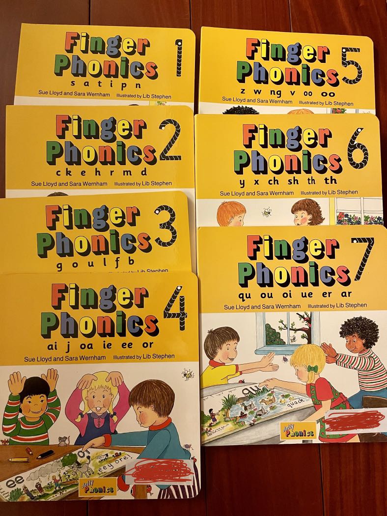 Jolly Phonics Finger Phonics 1 7 興趣及遊戲 書本 文具 小朋友書 Carousell