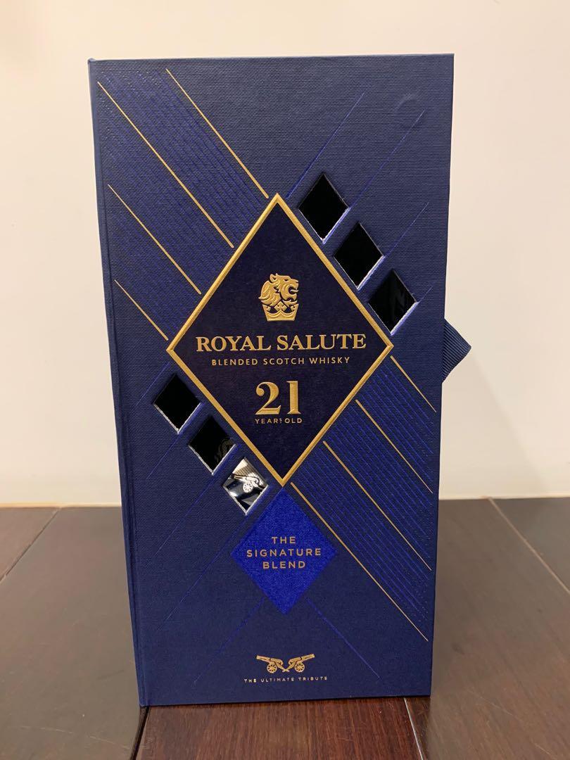 皇家禮炮 ROYAL SALUTE 21年 空瓶 盒 書籍休閒與玩具 收藏紀念品 其他古董在旋轉拍賣