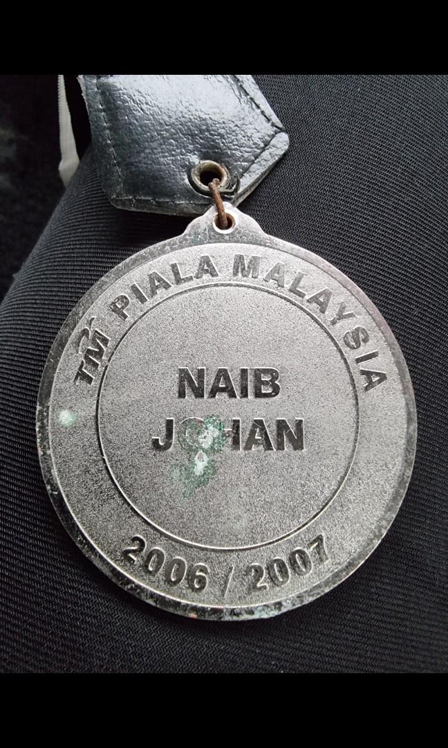 PIALA MALAYSIA 2006 PLAYER ISSUE SILVER MEDAL TM NAIB JOHAN Nike Adidas