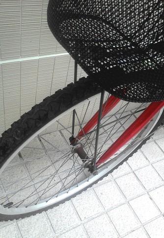 二手26吋Lucky幸福牌低跨點 18段變速腳踏車自行車登山車附車籃 台北市大安信義松山南港區可面交 可寄運至新竹以北地區 不議價