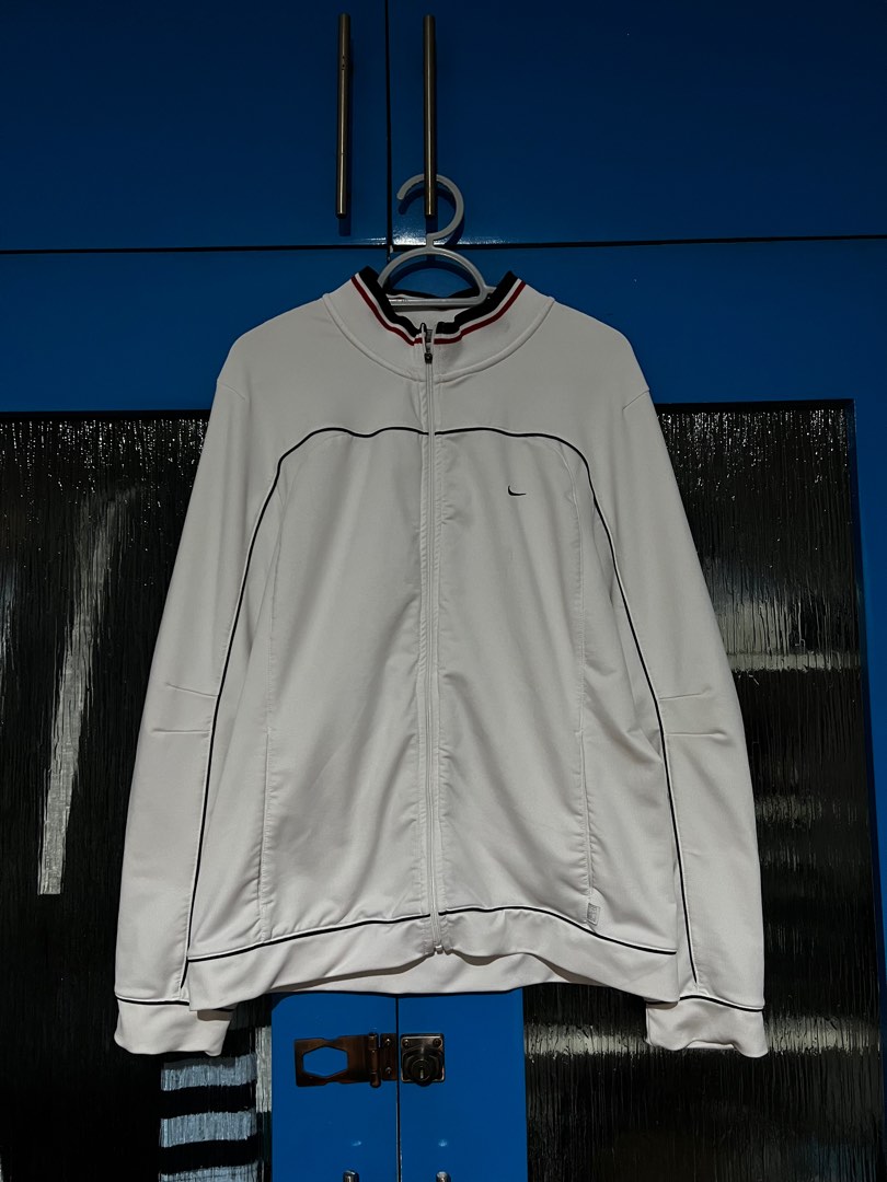 Nike Dri Fit Jacket Unisex Men S Fashion Activewear On Carousell