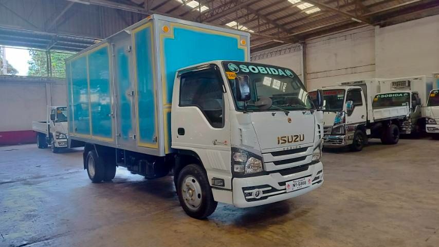 Sobida Isuzu Elf NKR Surplus Closed Van Truck N Series 300 Series