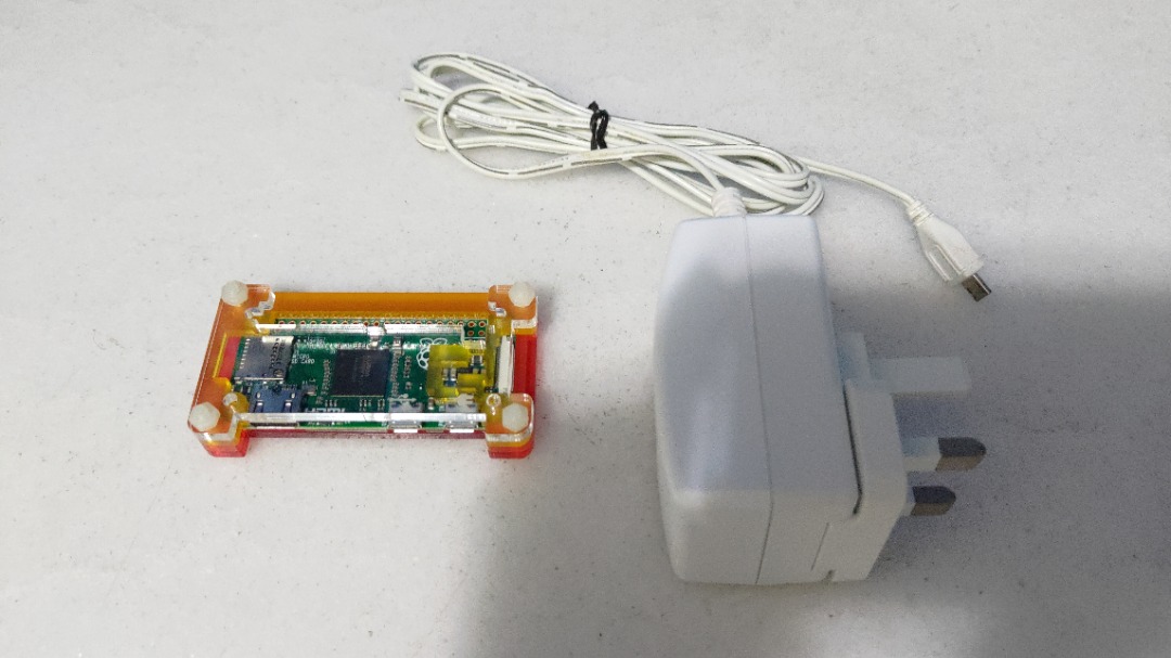 Raspberry Pi Zero w Pibow acrylic case power adapter 電腦科技 桌上電腦