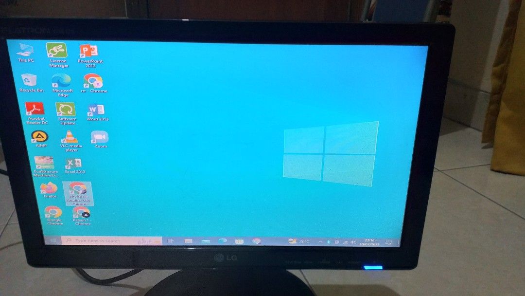 Monitor LG Flatron Inch Widescreen NORMAL Dpt Kabel On Carousell