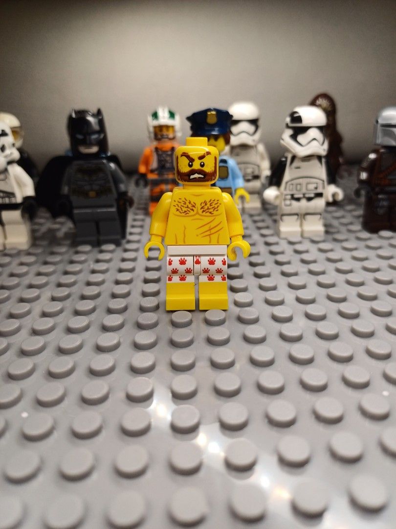 Lego naked man with leg printing rare 興趣及遊戲 玩具 遊戲類 Carousell