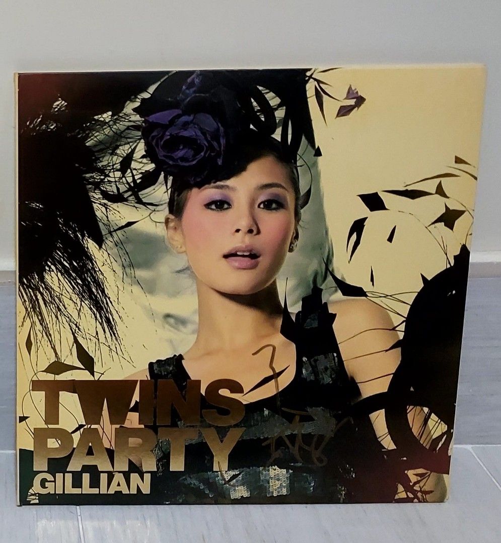 親簽Twins Party Gillian 阿嬌 CD 興趣及遊戲 音樂樂器 配件 音樂與媒體 CD 及 DVD