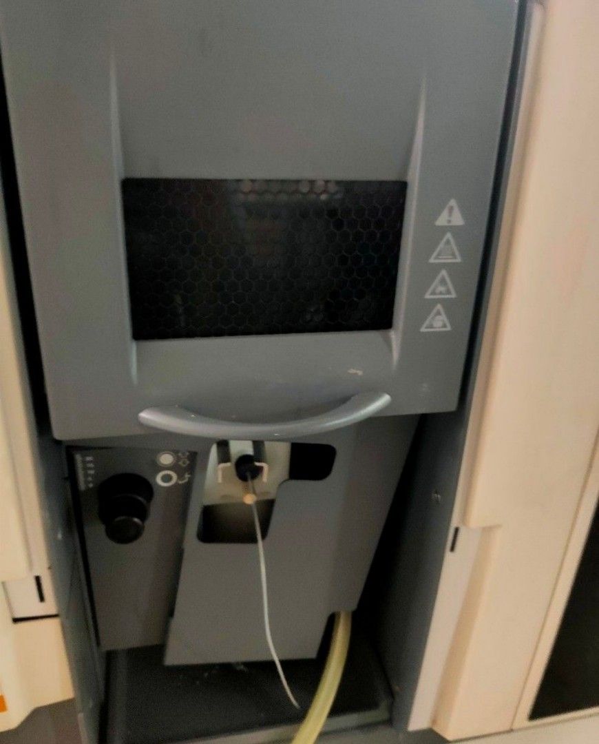 Varian AA240FS Fast Sequential Atomic Absorption Spectrometer For Sale