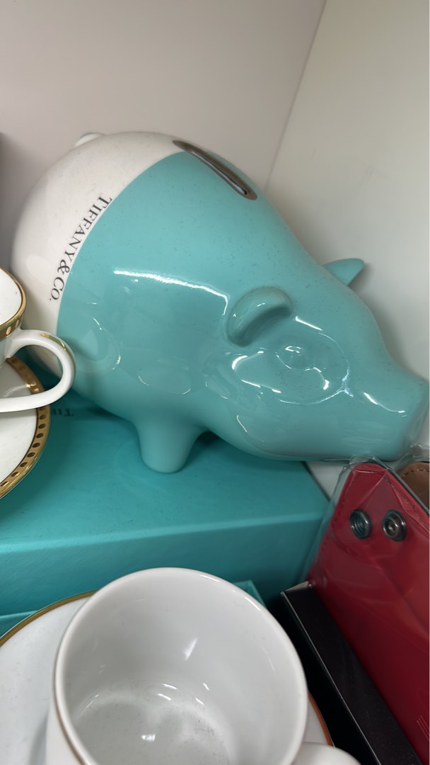 Tiffany 限訂豬仔錢罌擺設 full set 興趣及遊戲 收藏品及紀念品 韓流 Carousell