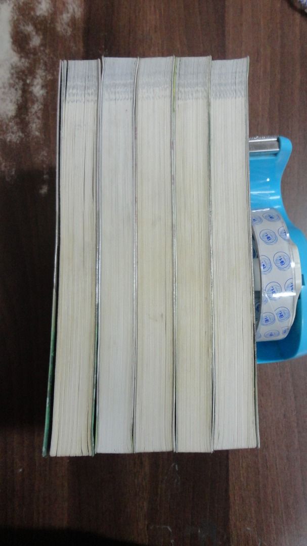 書倉庫 茗門閨秀 醫流才女 富桂榮華在一家 S 書籍休閒與玩具 書本及雜誌 小說與非小說主題在旋轉拍賣