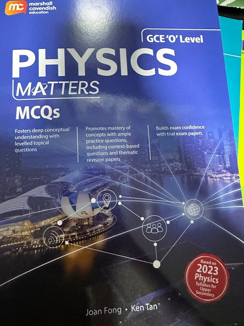2 O Level Physics Assessment Book STRUCTURED PLUS MCQS Hobbies Toys