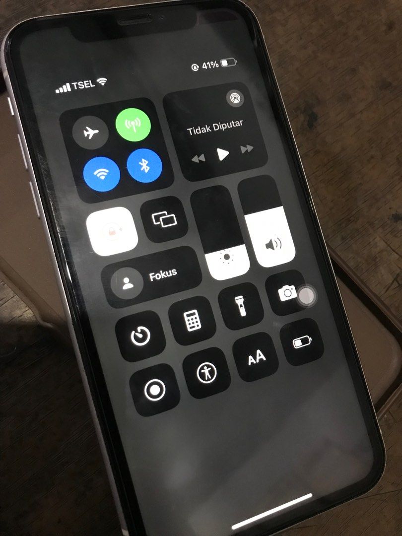 Iphone Xr 128gb Inter All Op Telepon Seluler Tablet IPhone