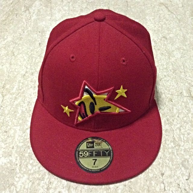 Authentic New Era Y.U.M.S fitted baseball cap, Women's Fashion, Watches ...