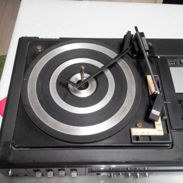 Sanyo stackable record player turntable (Automatic), Furniture & Home ...