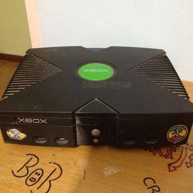 xbox modified. never use. old XBOX., Toys & Games on Carousell