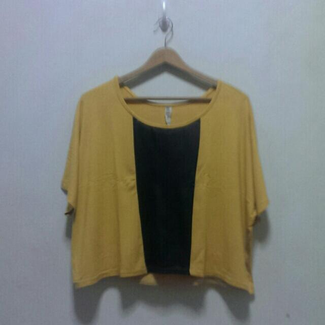 Mustard Bat Wing Top , Women's Fashion, Tops, Sleeveless on Carousell