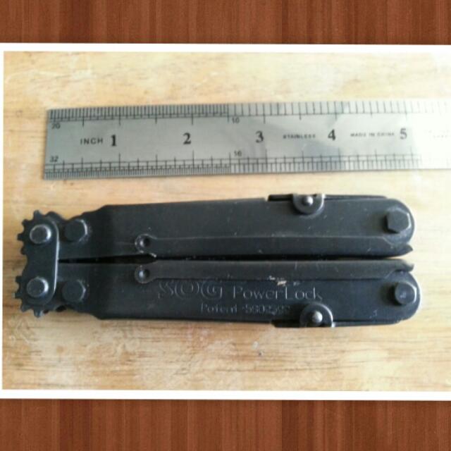 PENDING SOG Powerlock Multi-Tool Patent 5809599, Men's Fashion, Watches ...