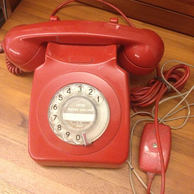 Vintage g&c Phone, Furniture & Home Living, Home Decor, Clocks on Carousell