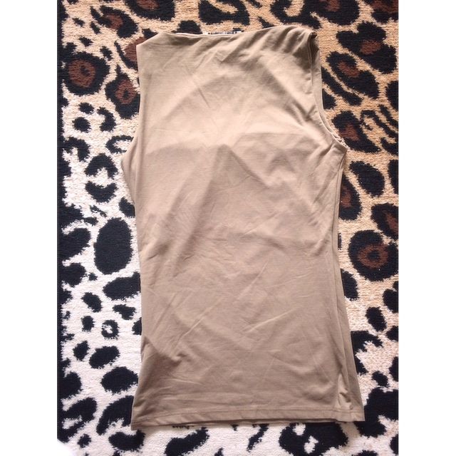 Zara Basic tank, Women's Fashion, Tops, Sleeveless on Carousell