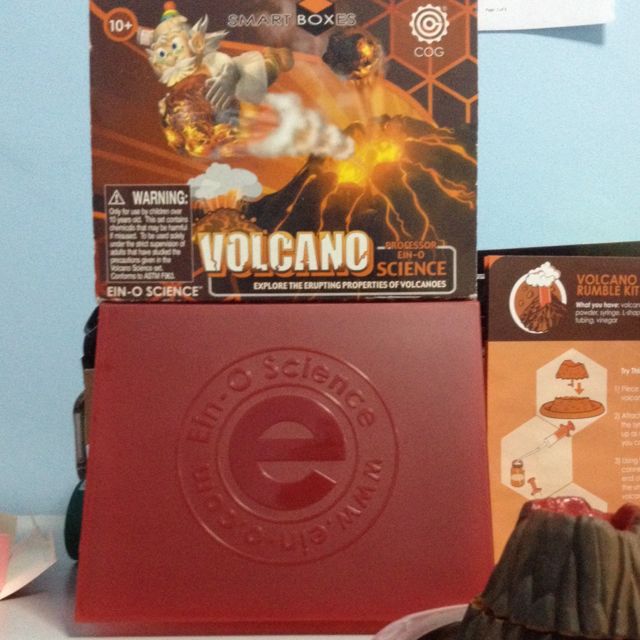 Ein-o Science Volcano Smart Box, Hobbies & Toys, Toys & Games on Carousell