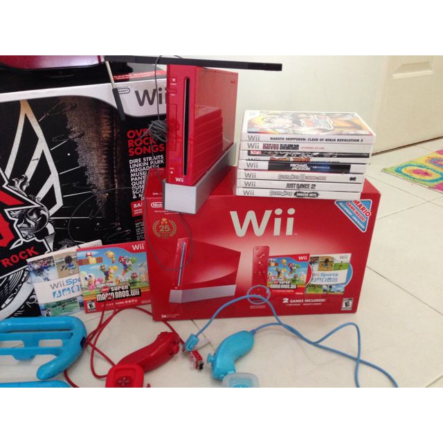 Nintendo Wii Limited Edition, Hobbies & Toys, Toys & Games on Carousell