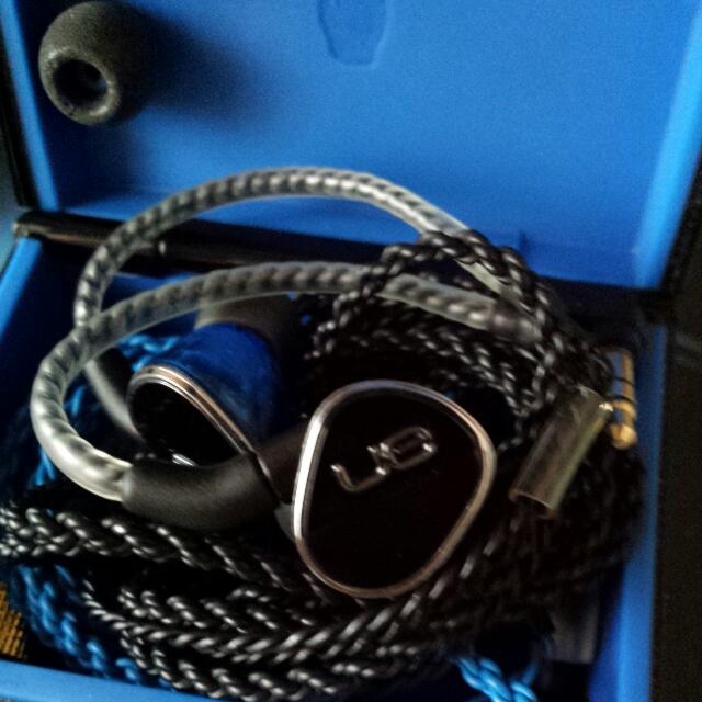 Logitech Ultimate Ears 900 IEM, Health & Nutrition, Health Monitors ...