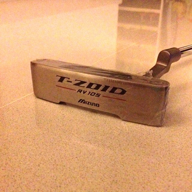 Mizuno T-zoid RV105 Golf Putter, Sports Equipment, Sports & Games, Golf ...