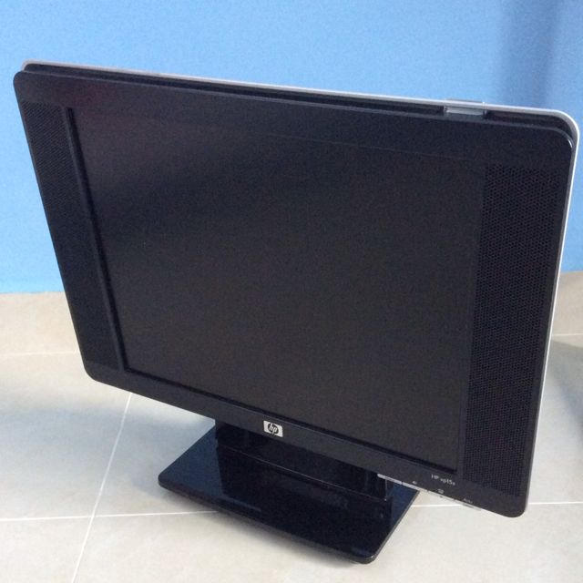 HP 15" LCD Monitor, Health & Nutrition, Health Monitors & Weighing ...