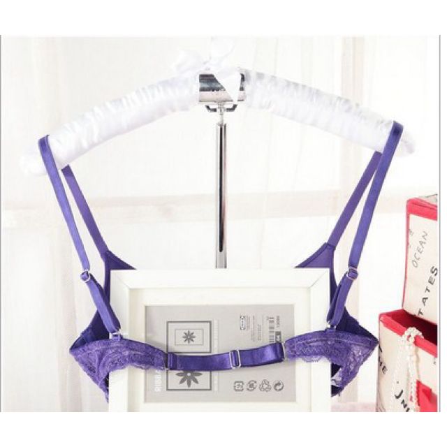 One Line Bra (with Panties), Women's Fashion, New Undergarments ...