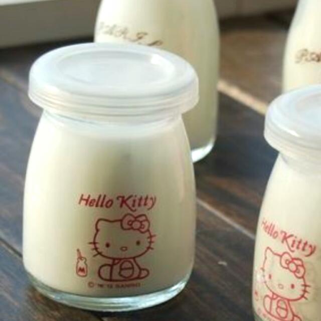 HELLO KITTY PUDDING GLASS JAR WITH CAP (2 DESIGNS IN A SET), Women's ...