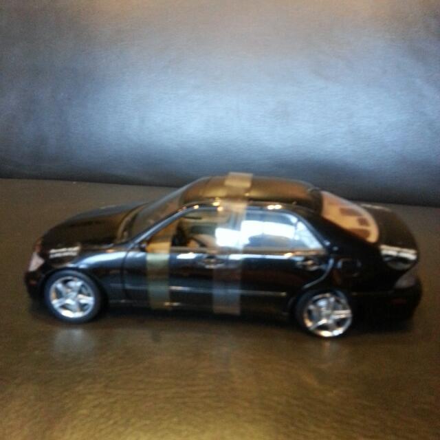DIE - CAST SCALE 1:18 Lexus IS300, Hobbies & Toys, Memorabilia ...