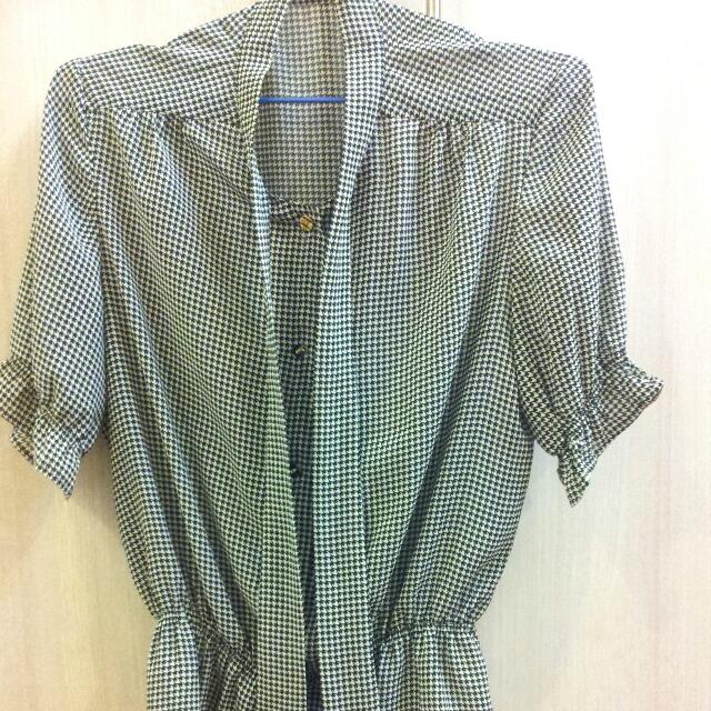 Vintage Checkered Top , Women's Fashion, Muslimah Fashion, Tops on ...