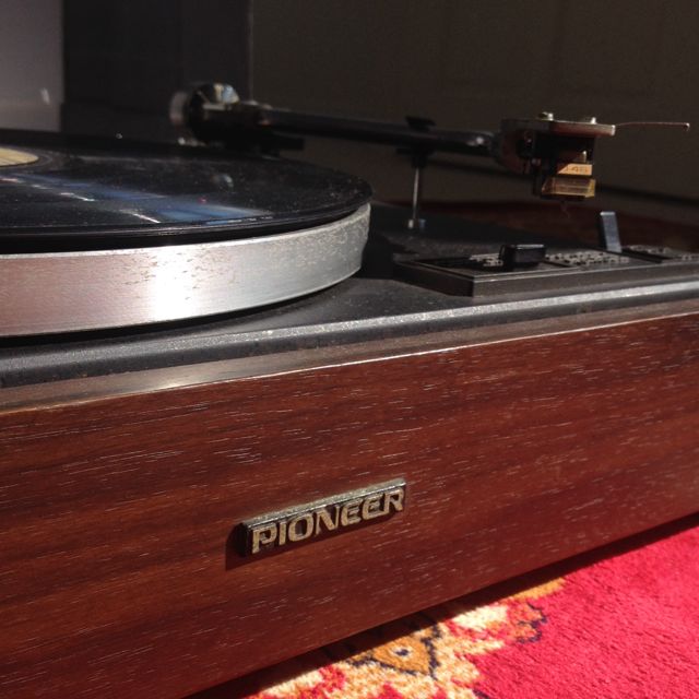 Vintage Vinyl Player, Furniture & Home Living, Home Decor, Clocks on ...