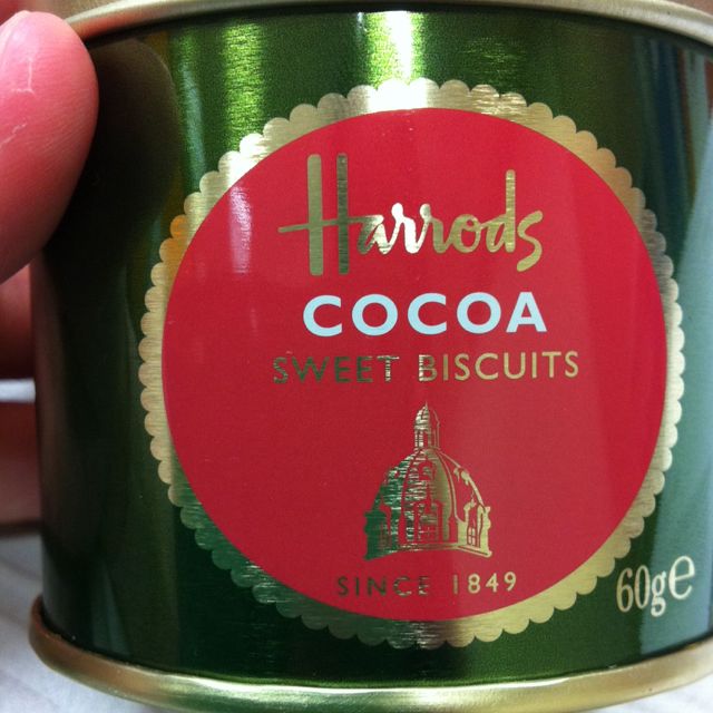 Harrod's Cookie Tin, Everything Else on Carousell