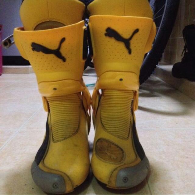 Puma Riding Boots, Women's Fashion, Footwear, Sneakers on Carousell