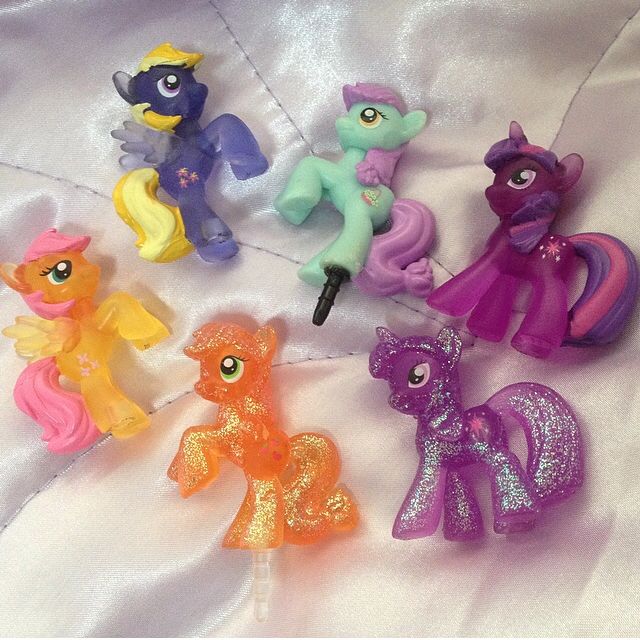 my little pony dust caps / figurines, Hobbies & Toys, Toys & Games on ...