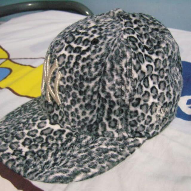 New Era Japan Snow Leopard Fitted Cap, Women's Fashion, Watches ...