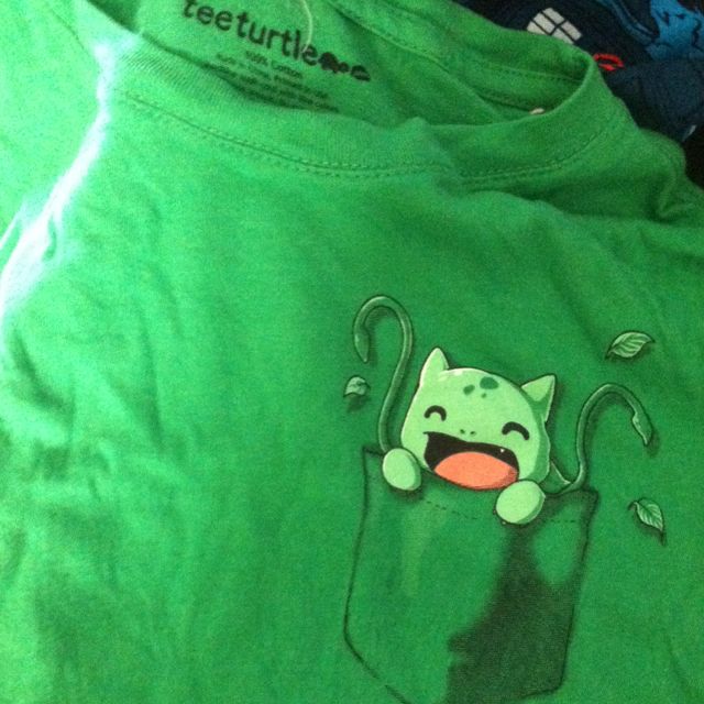 Teeturtle Bulbasaur Pokemon T-shirt Green, Women's Fashion, Tops, Other ...