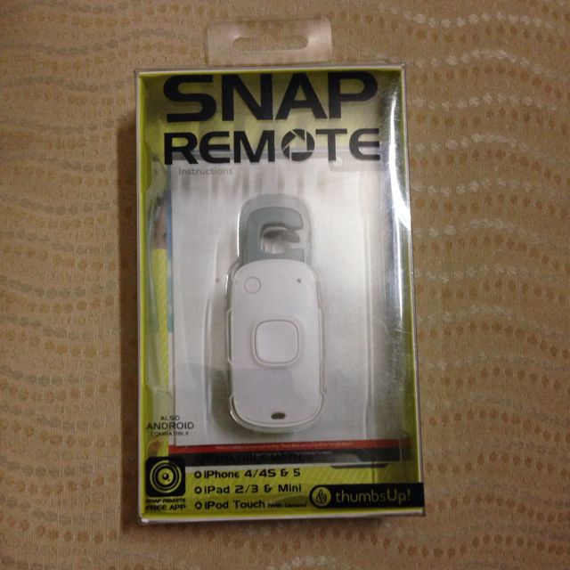 SNAP REMOTE, Computers & Tech, Parts & Accessories, Cables & Adaptors ...