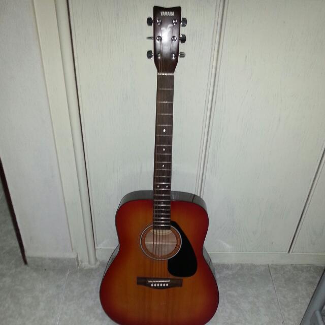 YAMAHA F310 CS, Hobbies & Toys, Music & Media, Music Accessories on ...