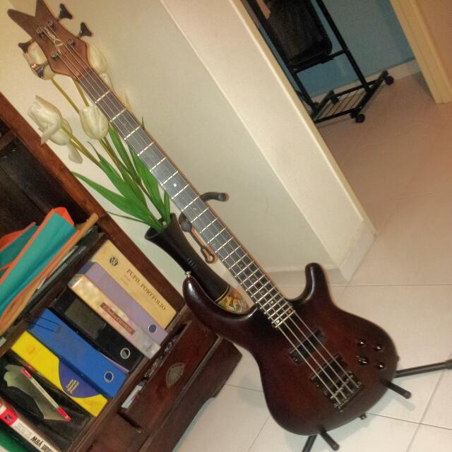 Old Reliced DEAN EDGE Q4 (Mod) Active Bass Guitar (MiK) , Hobbies ...