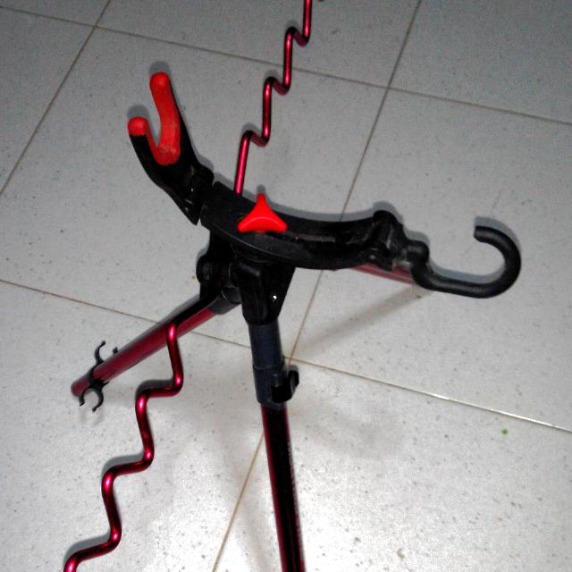 Daiwa Multi Rod Stand, Sports Equipment, Fishing on Carousell