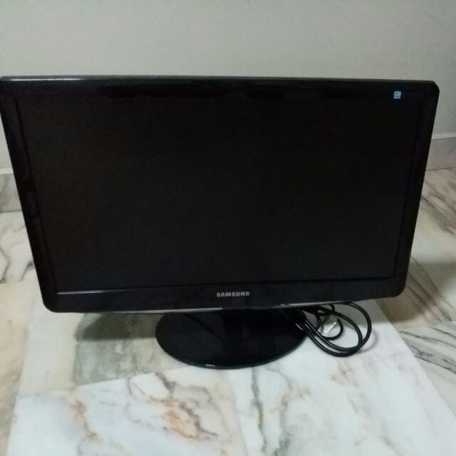 Samsung 23 Inch LCD Monitor B2330, Everything Else on Carousell