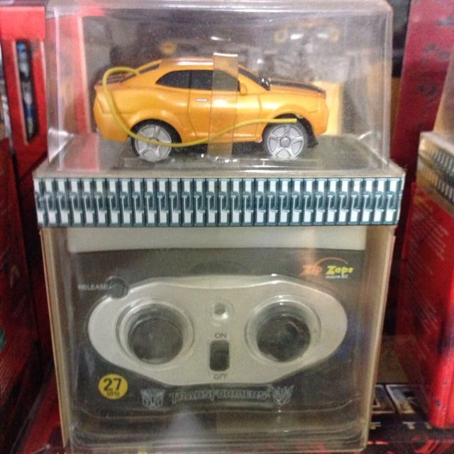 Transformers ZipZaps Micro RC Bumblebee, Hobbies & Toys, Toys & Games ...