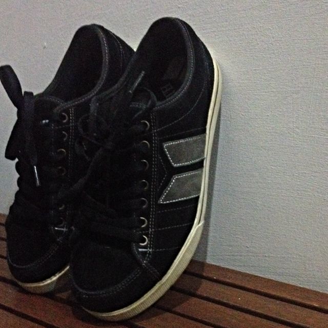 Macbeth Shoe, Men's Fashion, Footwear, Casual shoes on Carousell