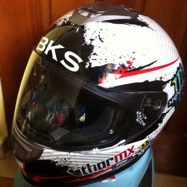 Helmet BKS fullface, Sports Equipment, Sports & Games, Skates ...