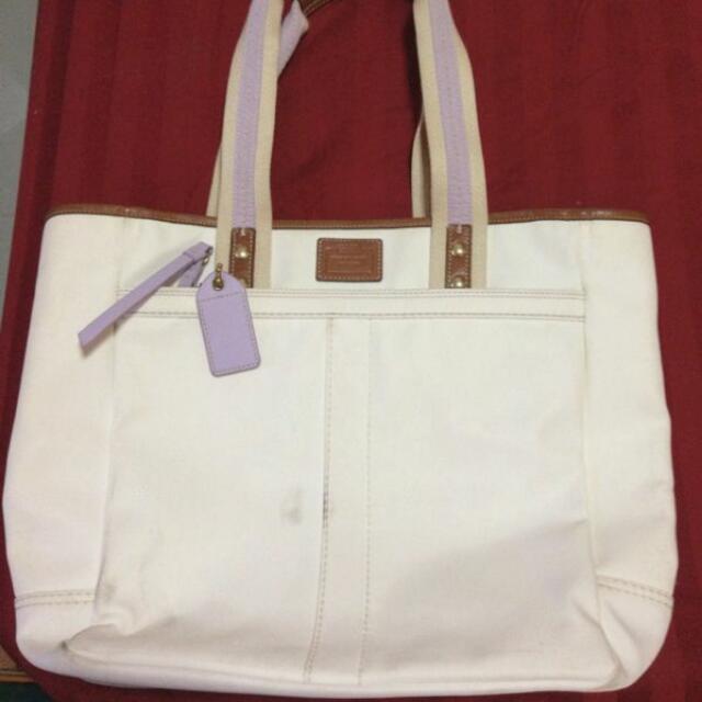 Coach Hamptons Collection Weekend Tote, Luxury, Bags & Wallets on Carousell
