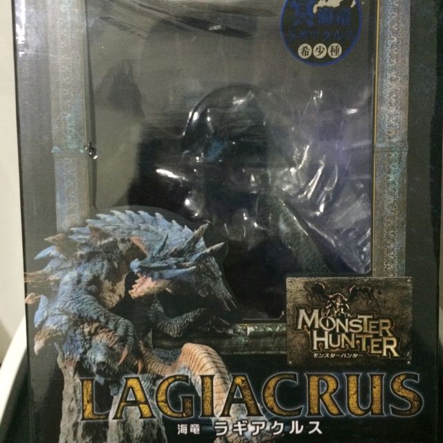 Monster Hunter Creators Model: Abyssal Lagiacrus, Hobbies & Toys, Toys ...