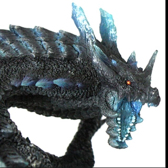 Monster Hunter Creators Model: Abyssal Lagiacrus, Hobbies & Toys, Toys ...